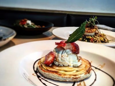 Cleveland Restaurants - InterContinental Suites Cleveland